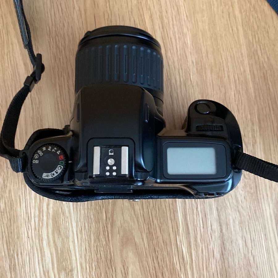 Canon EOS 1000F med kameraväska och rem | Köp på Tradera (713598965)
