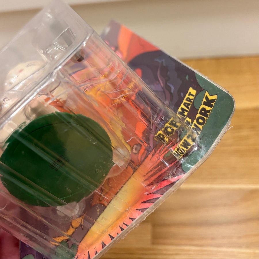 Se produkter som liknar Pop Mart the Monsters Figures.. på Tradera ...