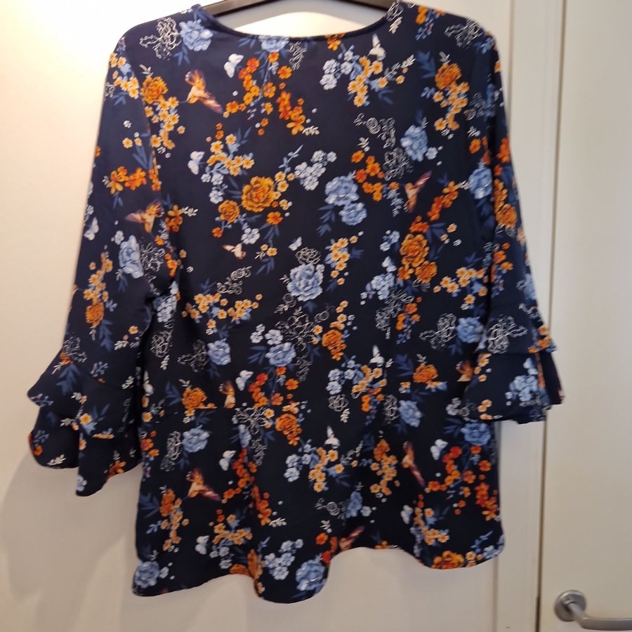 Yessica blå blus, storlek 44 | Köp på Tradera (697714380)