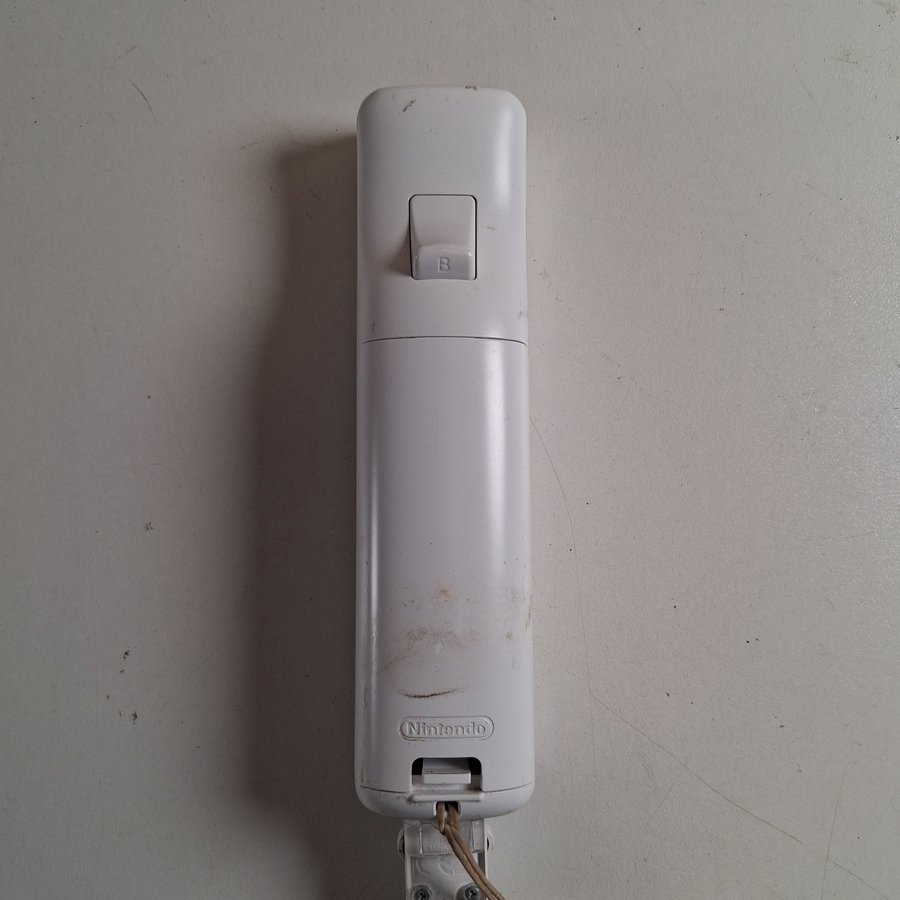 Nintendo Wii Kontroll Nunchuk Vit H.. | Köp från Footly på Tradera ...