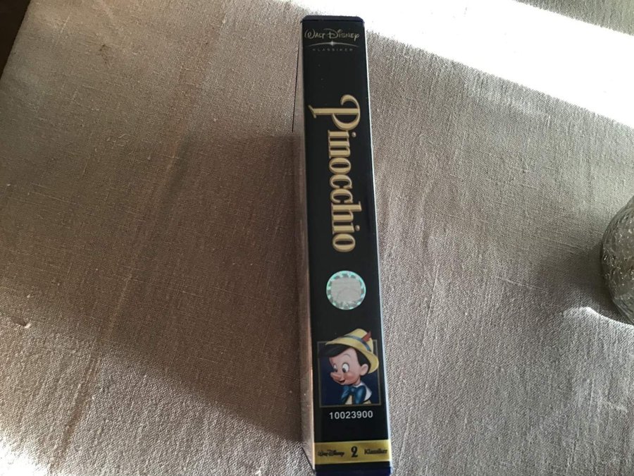PINOCCHIO VHS WALT DISNEY NR 2 SVENSKT TAL | Köp på Tradera (590234666)