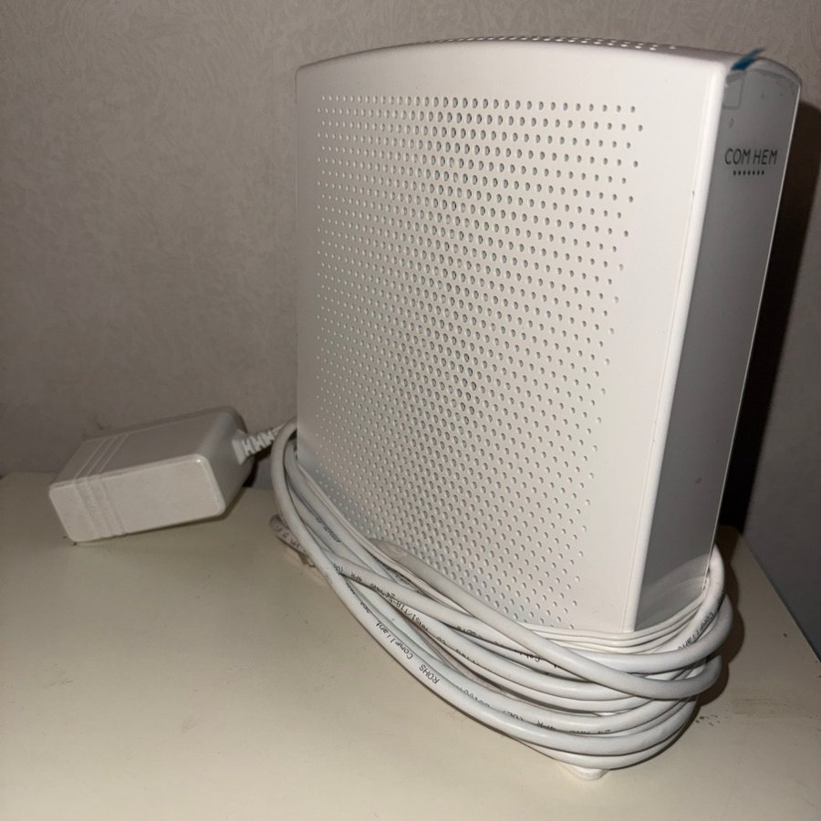 Se produkter som liknar Com Hem/Tele2 Wi-Fi Hub L1 (C.. på Tradera ...