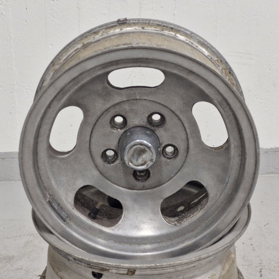 4 st. Aluminiumfälgar - Hot R.. | Köp från Auktionsbyra på Tradera ...