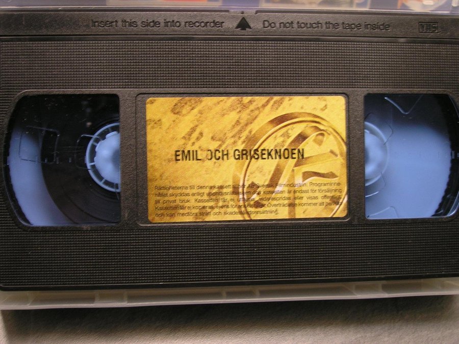 Emil och griseknoen, VHS, Astrid Lindgren | Köp på Tradera (427176098)