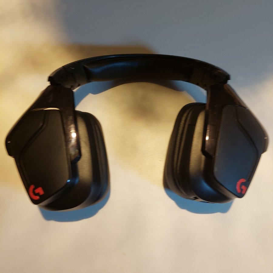 Logitech G935 Lightsync Trådlösa Hörlurar Gamin.. | Köp på Tradera ...