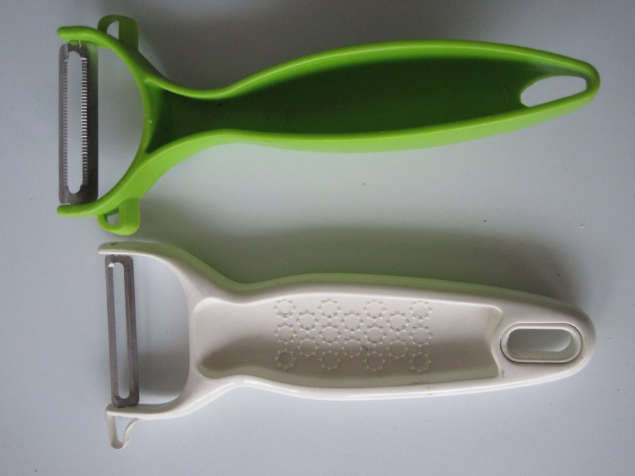 Se produkter som liknar Köksredskap. Gamla o något ny.. på Tradera ...