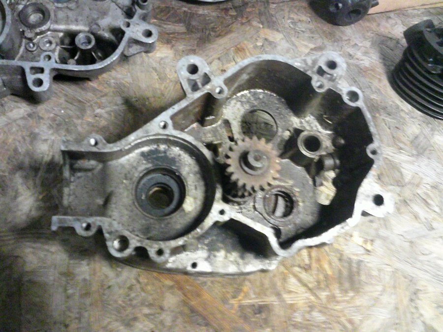 Se produkter som liknar Puch hand växel motorblock se.. på Tradera ...