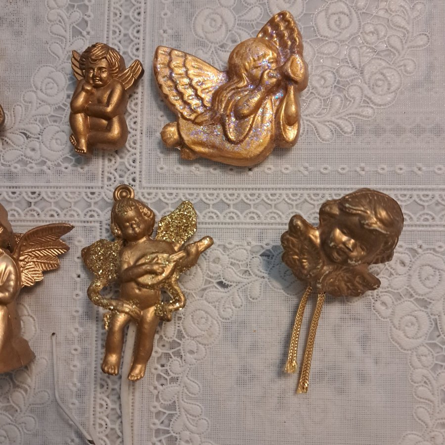 7 st äldre gyllene änglar – bland.. | Köp från EUROJOHN på Tradera (701123880)