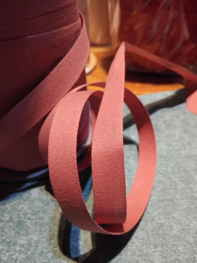 200 m bomulls band bra till rosetter och som fi.. | Köp på Tradera ...