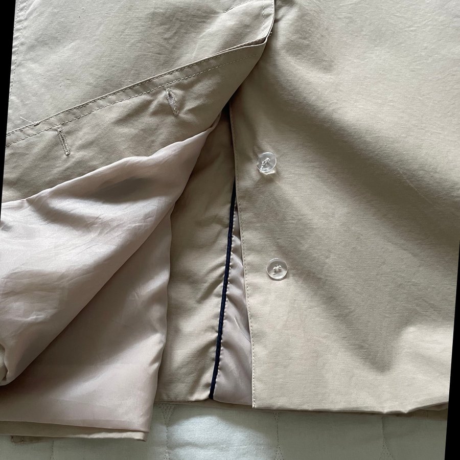 CELLBES beige trenchcoat, storlek 46/48 | Köp på Tradera (734978677)