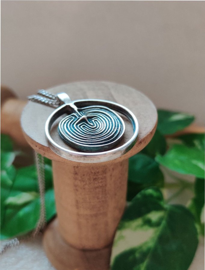 Vintage designer silver hänge labyrint maze cir.. | Köp på Tradera ...