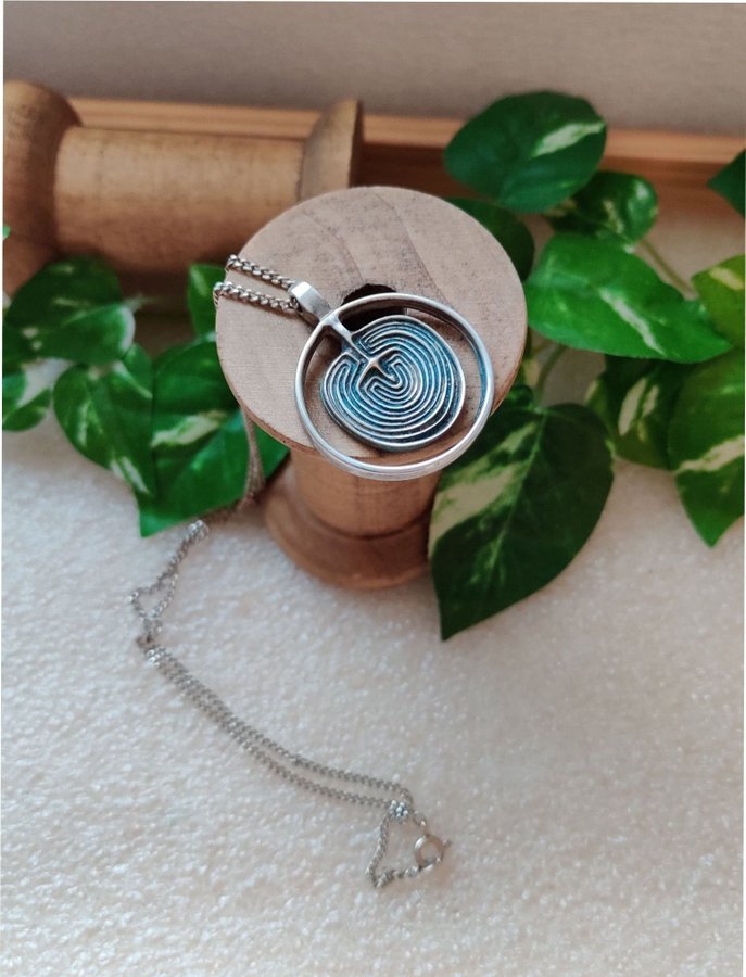 Vintage designer silver hänge labyrint maze cir.. | Köp på Tradera ...