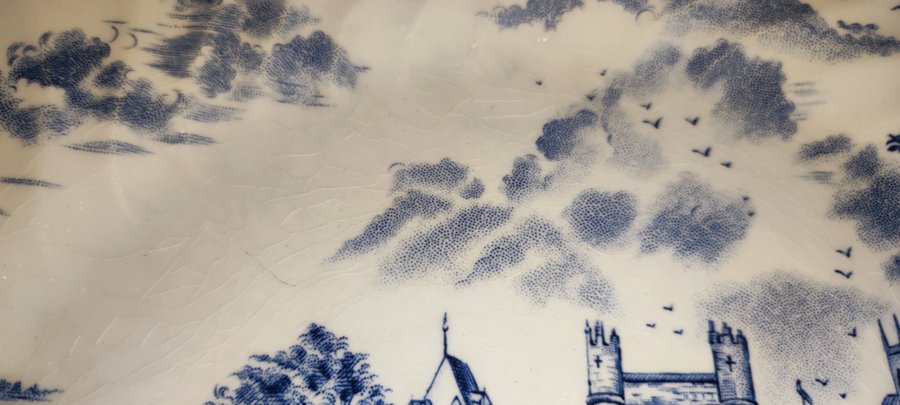 Johnson Brothers 'Ancient Towers' Tallrik | Köp på Tradera (711859641)