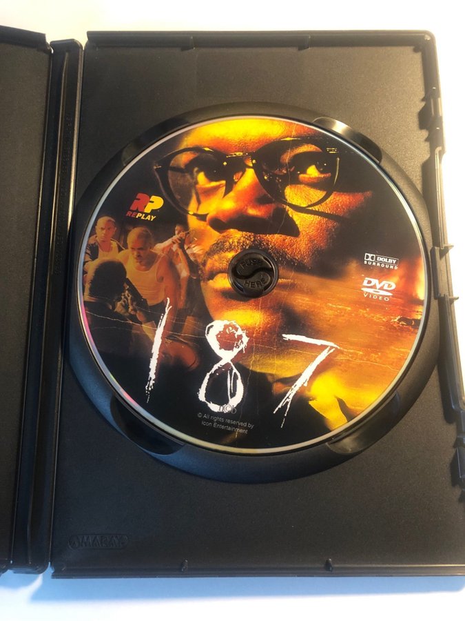 Se produkter som liknar One Eight Seven (1997) - DVD .. på Tradera ...