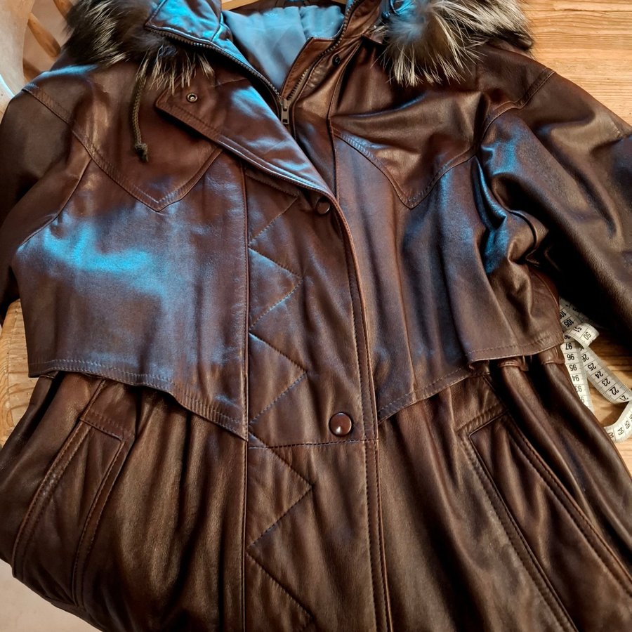 Mokka-Nappa brun kappa storlek 34 | Köp på Tradera (709602939)