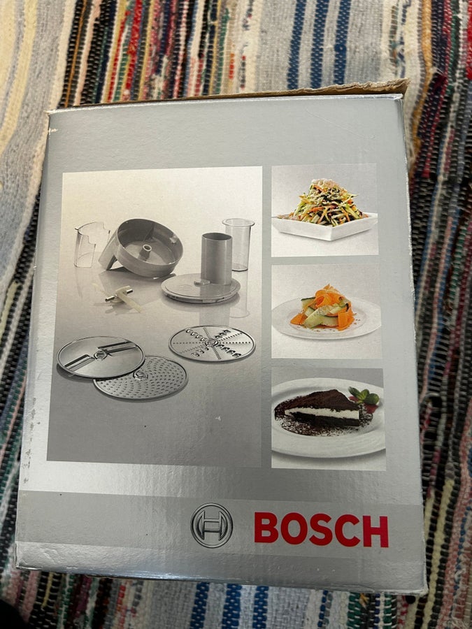 Se produkter som liknar Bosch MUM 8 Tillbehör på Tradera (705223458)