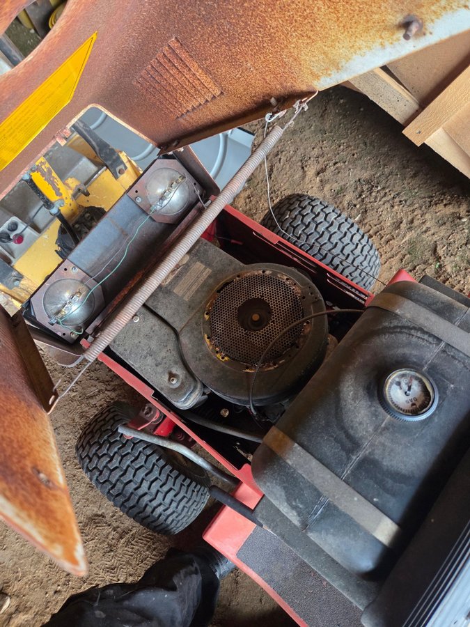 Se produkter som liknar Volvo BM Mini Rally Åkgräskli.. på Tradera ...