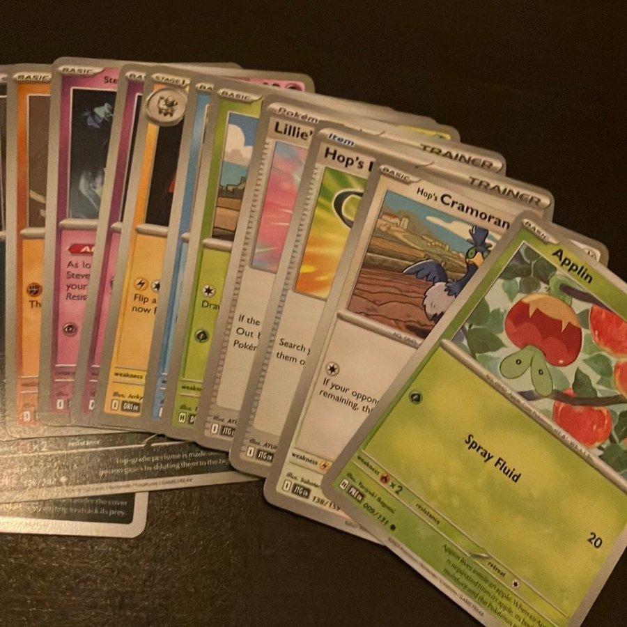 Pokemonkort Bulk från Scarlet & Violet | Köp på Tradera (712266939)