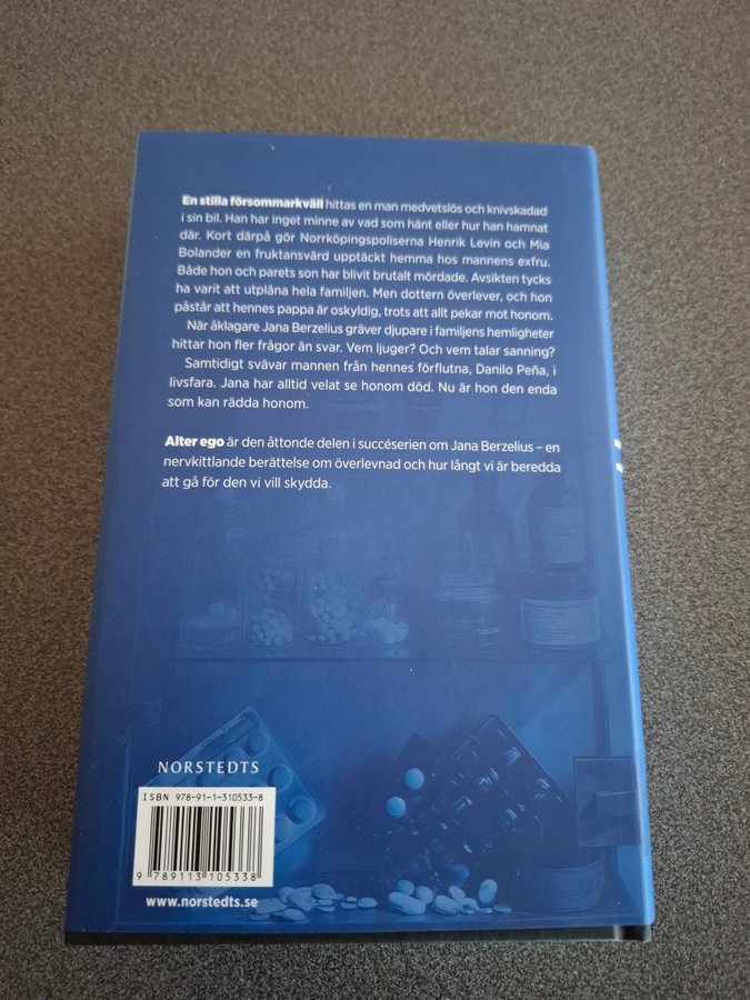 Ny inbunden "Alter ego"; Emelie Schepp 2025; de.. | Köp på Tradera ...