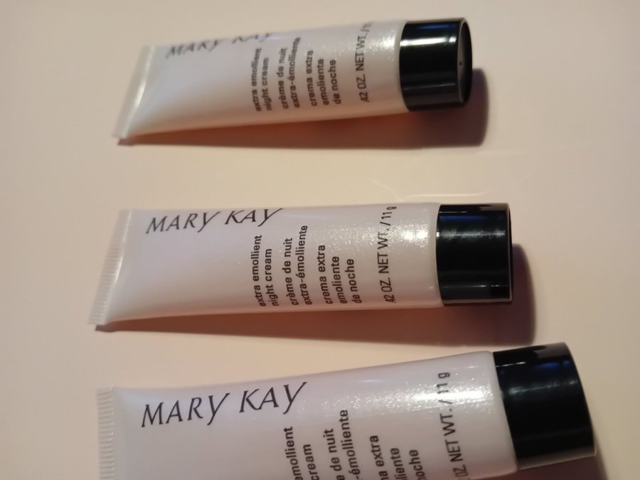 Mary Kay Extra Emollient Night Cream 11 gr | Köp på Tradera (663554312)