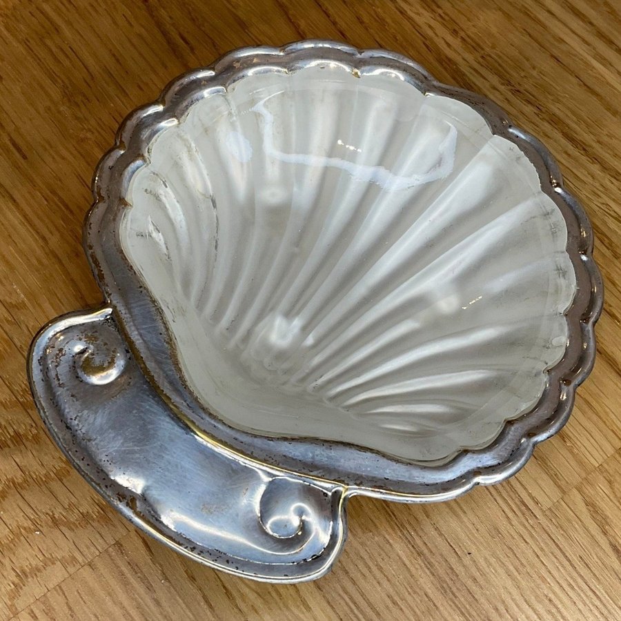 Se produkter som liknar Skål snäcka mussla nysilver f.. på Tradera ...