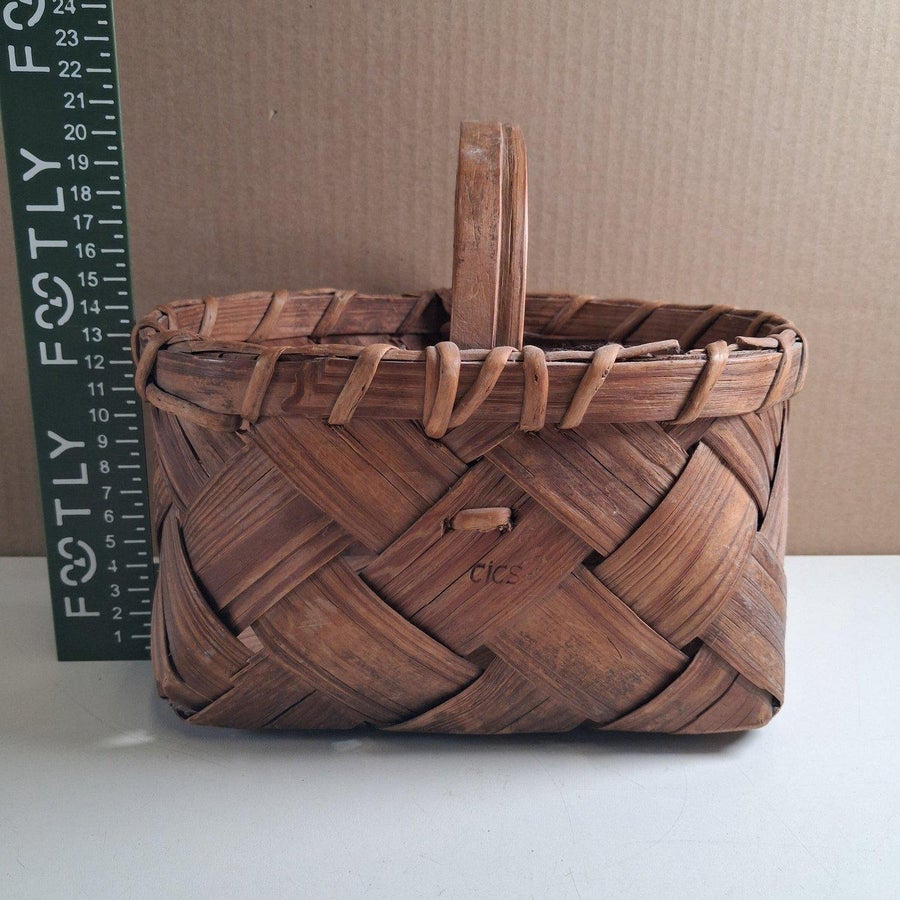 CICS Korg Flätad Trä Vintage Brun H.. | Köp från Footly på Tradera ...