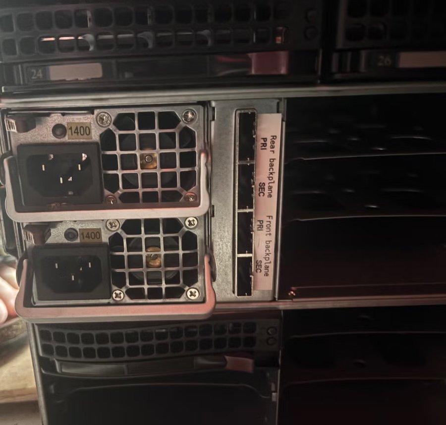 Supermicro 4U SC847 JBOD Chassi 45x3.5" 40TB La.. | Köp på Tradera ...