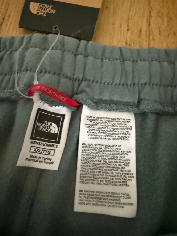 The North Face grågröna mjukbyxor storlek XXL/TTG | Köp på Tradera ...
