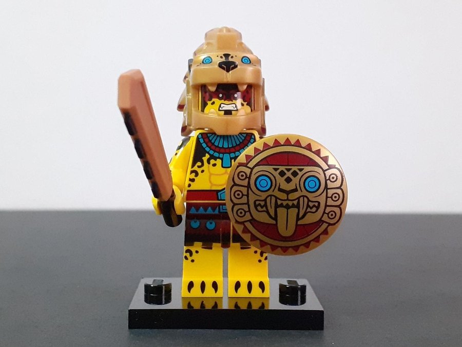 Lego CMF Series 21 Ancient Warrior Inka Krigare.. | Köp på Tradera ...