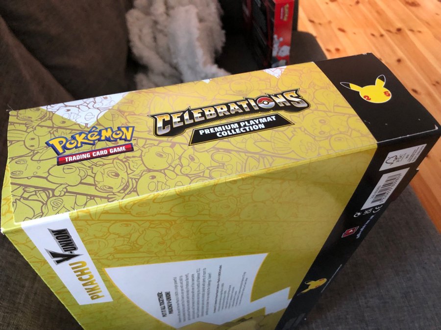 Pokémon Celebrations Pikachu V-Union Premium Pl.. | Köp på Tradera ...