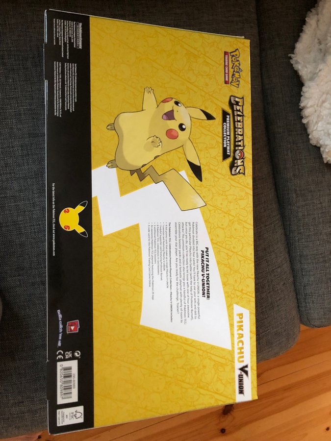 Pokémon Celebrations Pikachu V-Union Premium Pl.. | Köp på Tradera ...