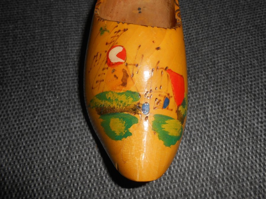 Äldre handgjord träsko från Holland | Köp på Tradera (713483811)