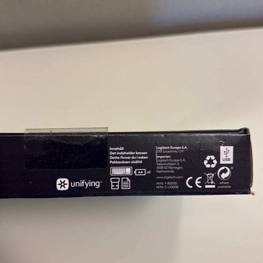 Se produkter som liknar Logitech K400 Plus Trådlöst t.. på Tradera ...
