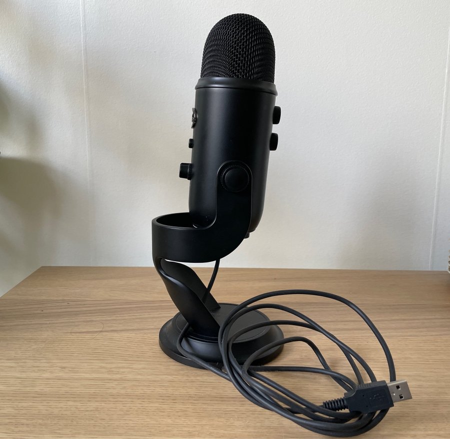 Blue Yeti USB-mikrofon – Svart – Mycket fint sk.. | Köp på Tradera ...