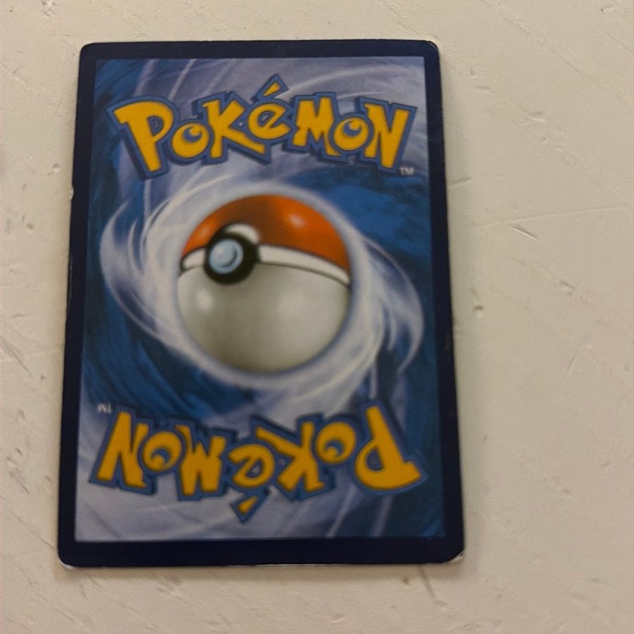 Salamence V Pokémonkort | Köp på Tradera (711239578)