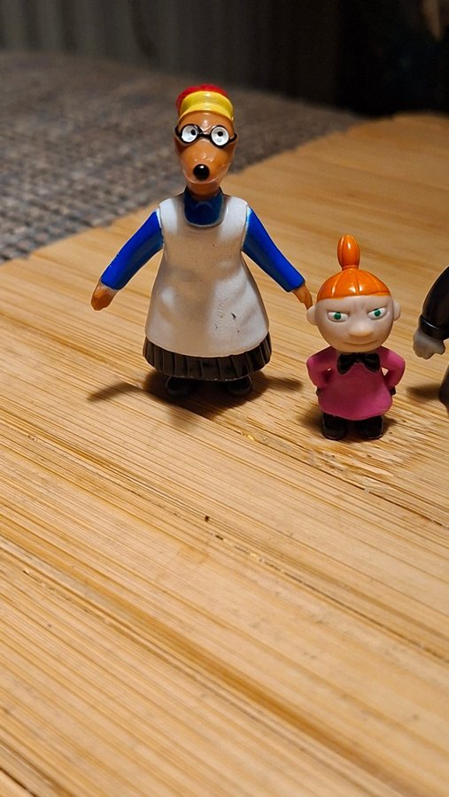 Mumin Figurer bla hemulen och Emma | Köp på Tradera (713462125)