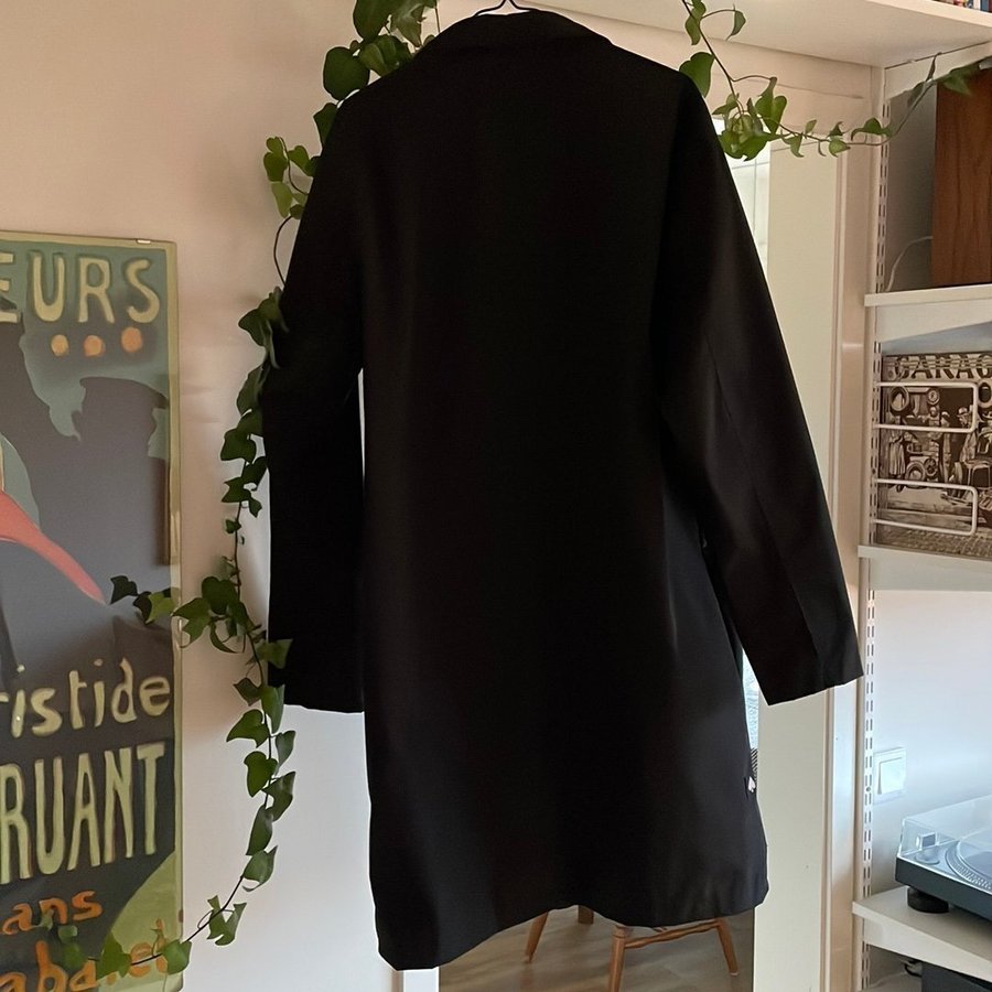 Cropp svart kappa | Köp på Tradera (708274380)