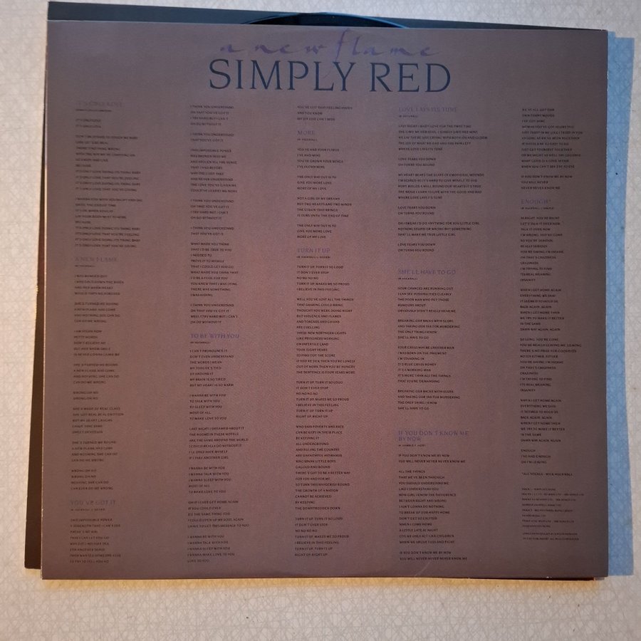 Simply Red - A New Flame - Vinyl LP | Köp på Tradera (709107687)