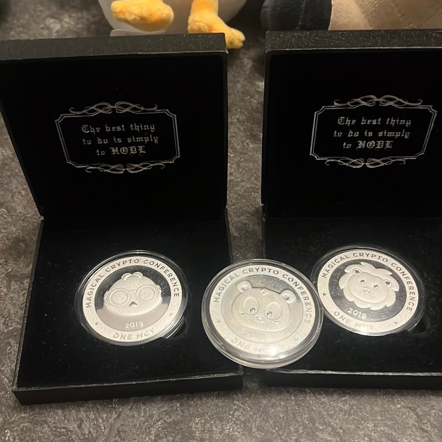 Magical Crypto Friends samlarobjekt | Köp på Tradera (710140525)