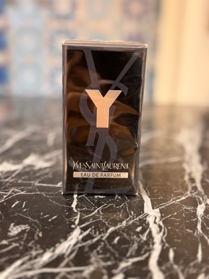 YSL Y Eau de Parfum 40 ml | Köp från FirsthandAB på Tradera (706421926)