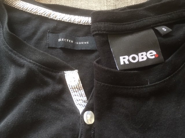 2 st Svarta T-shirts - Selected strl M-L + Robe.. | Köp på Tradera ...