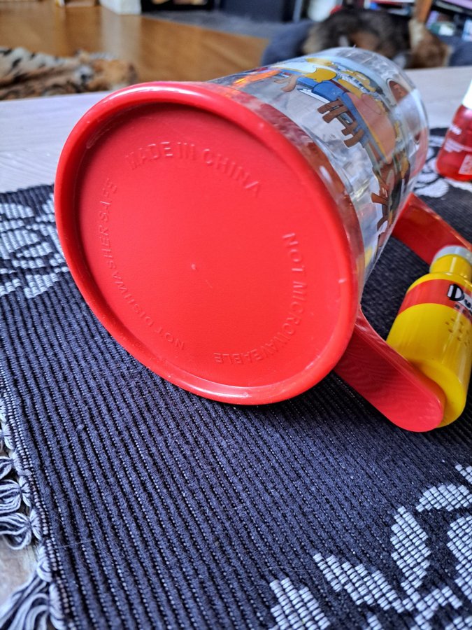 Se produkter som liknar The Simpsons Duff Beer Moe's .. på Tradera ...