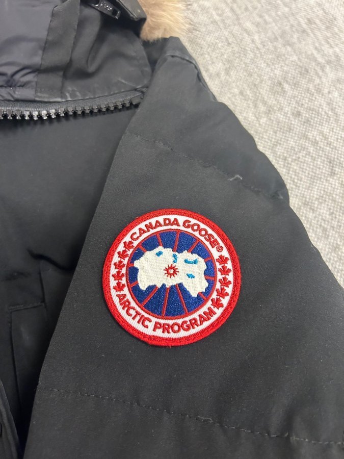 Canada Goose Carson Pa.. | Köp från SouthSell_of_Sweden på Tradera ...
