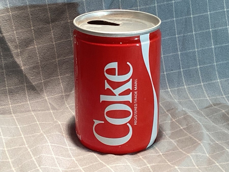Se produkter som liknar COCA-COLA BURK 15 ML ! SE BIL.. på Tradera ...
