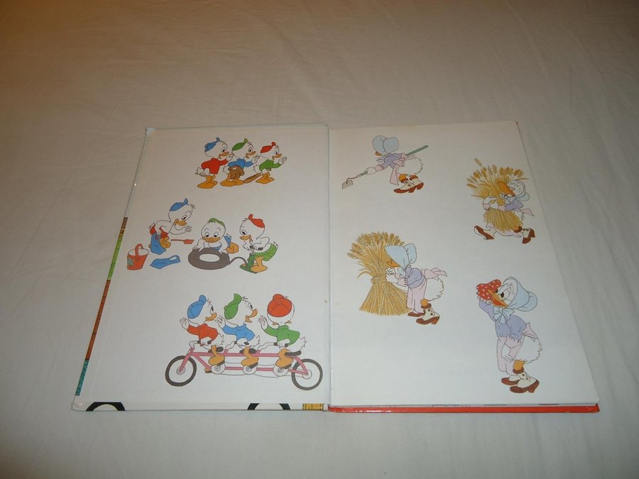 Walt Disney Farmor Anka reder sig själv inbunde.. | Köp på Tradera (571962655)