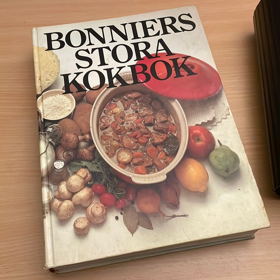 Se produkter som liknar Bonniers Stora Kokbok & Kocka.. på Tradera ... Se produkter som liknar Bonniers Stora Kokbok & Kocka.. på Tradera ...