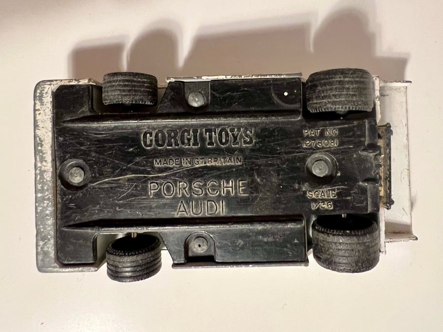 Porsche / Audi leksaksbil Gorgi toys Made in En.. | Köp på Tradera ...