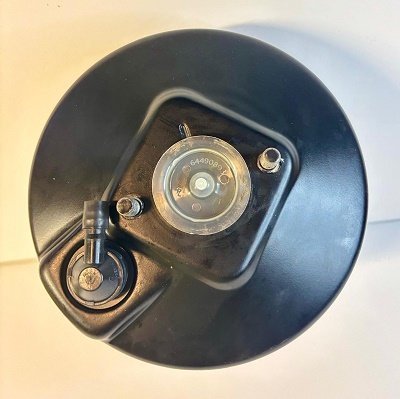 Se produkter som liknar NOS Volvo Bromsservo 1387640 .. på Tradera ...