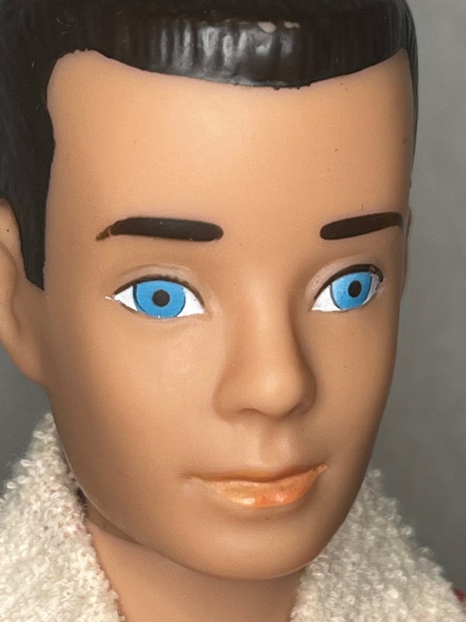 Se produkter som liknar Vintage Ken Doll med Original.. på Tradera ...