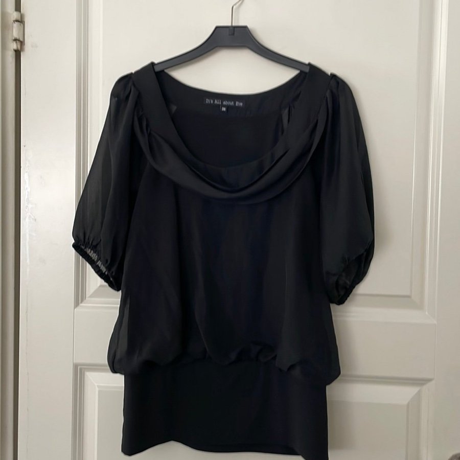 It's All about Eve svart topp, blus storlek 36 | Köp på Tradera (709476995)